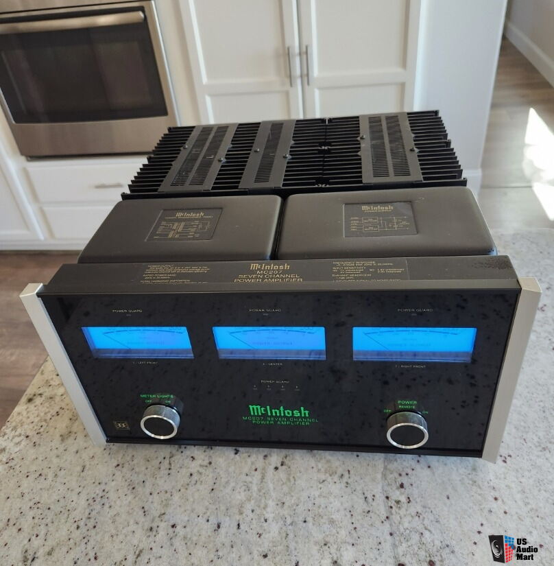Mcintosh MC207 7 x200 wpc amplifier MC 207 Photo #4736043 - US Audio Mart