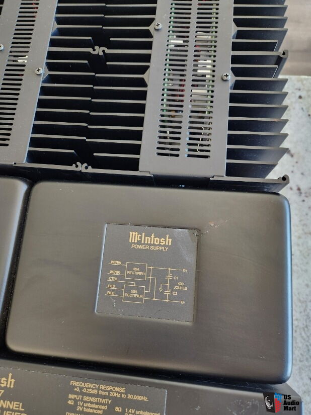 Mcintosh MC207 7 x200 wpc amplifier MC 207 Photo #4736048 - US Audio Mart