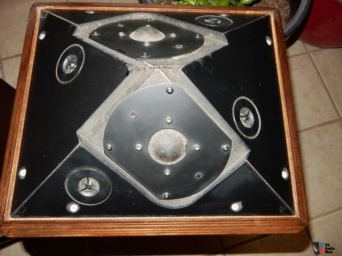 Shahinian Obelisk 2 upgraded Poly/Omnidirectional Floor Standing ...