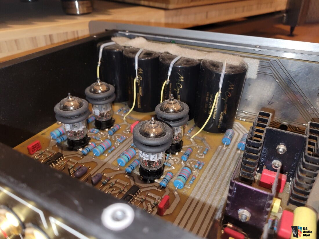 Audio Research ls15 line stage with mundorf silver gold oil caps Photo ...