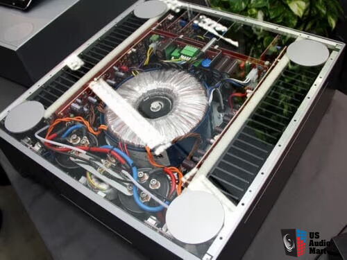 CH Precision A1 stereo amplifier Photo #4753800 - US Audio Mart