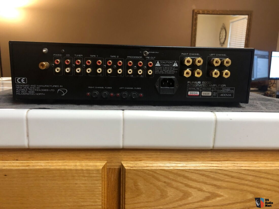 Plinius 8200 175Watt Integrated Amplifier w/ Phono Section & Remote ...
