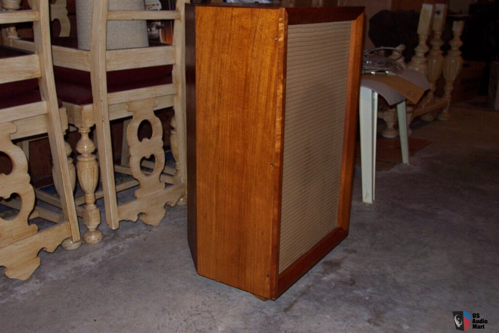 EV CORNER HORN Photo #475630 - UK Audio Mart
