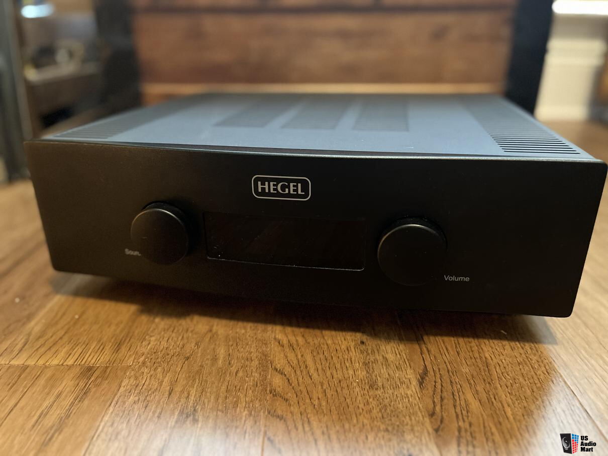 Hegel H390 Integrated amp Photo #4757000 - US Audio Mart