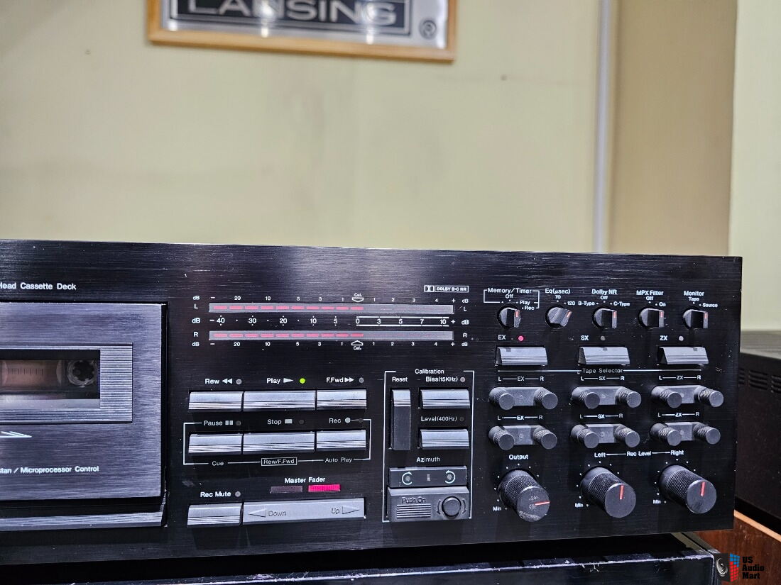 Nakamichi Cassette Deck ZX-7 Operational Photo #4757907 - US Audio Mart