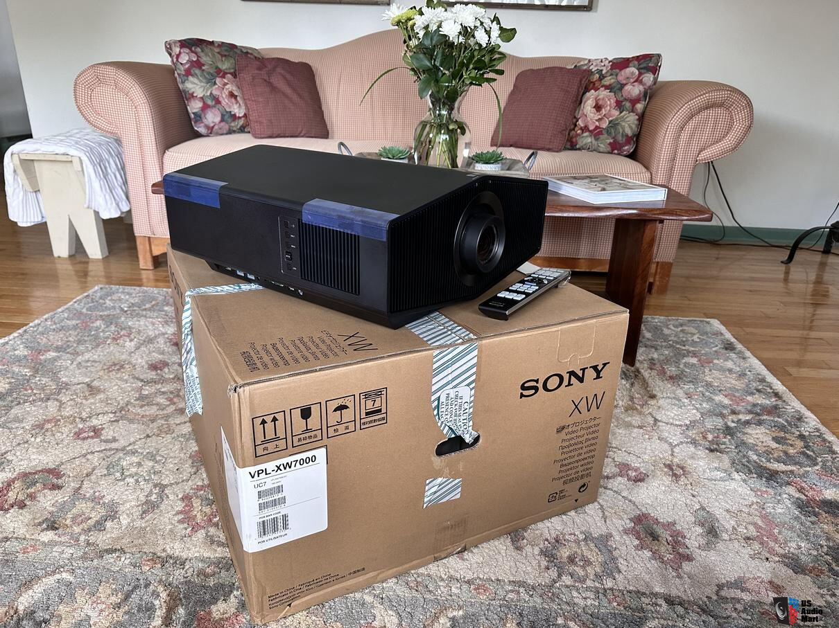 Sony VPL-XW7000ES Premium SXRD Home Theater Projector - MINT, FULLY ISF ...