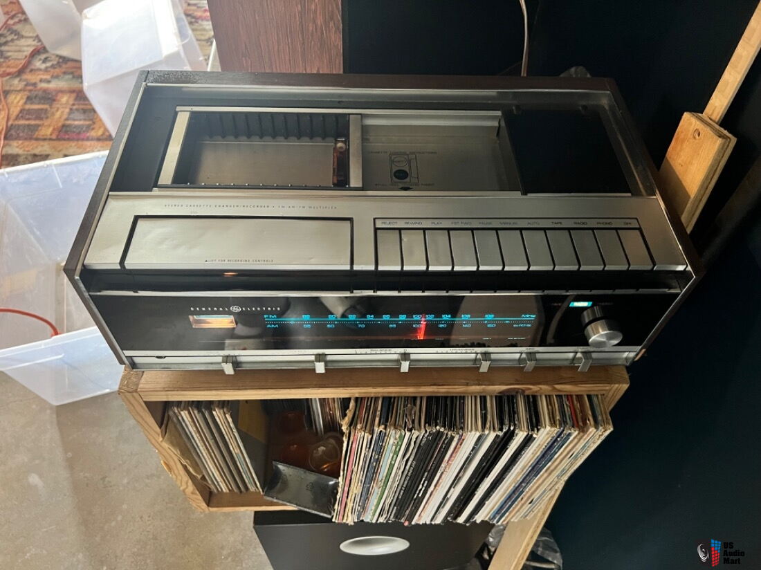 General Electric M9000a 12 cassette changer Photo #4759581 - US Audio Mart