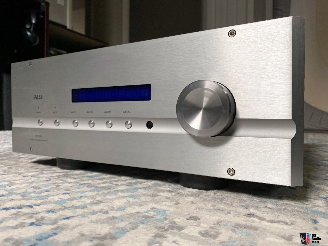 Pass Labs INT-30A - free S/H Photo #4762626 - US Audio Mart