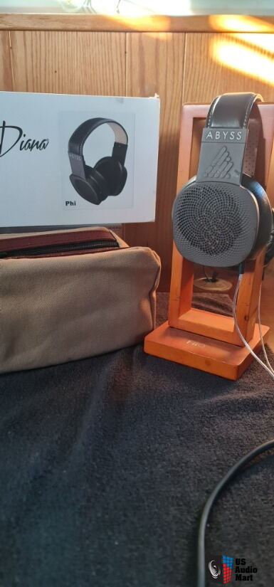 Abyss Diana Phi Headphones Photo #4762744 - US Audio Mart