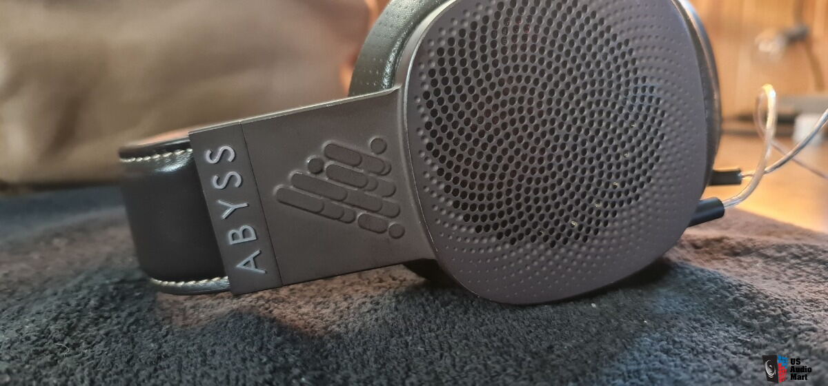 Abyss Diana Phi Headphones Photo #4762747 - US Audio Mart