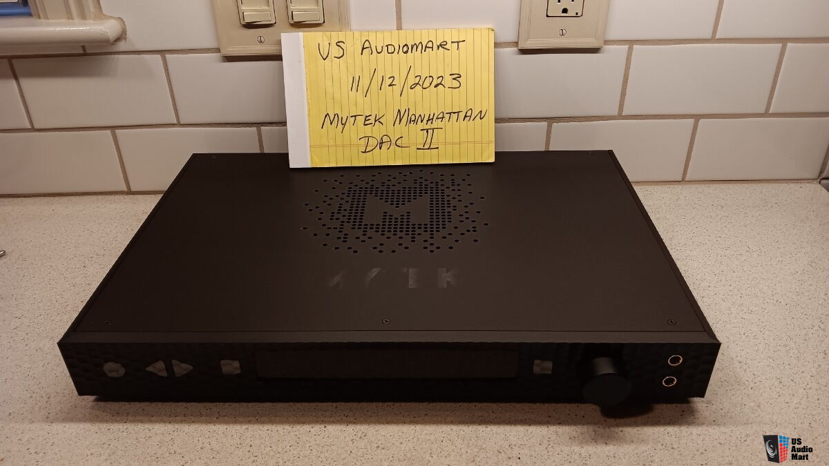 Mytek Manhattan II DAC/Preamp**Pristine Condition** w/ Streamer Photo ...