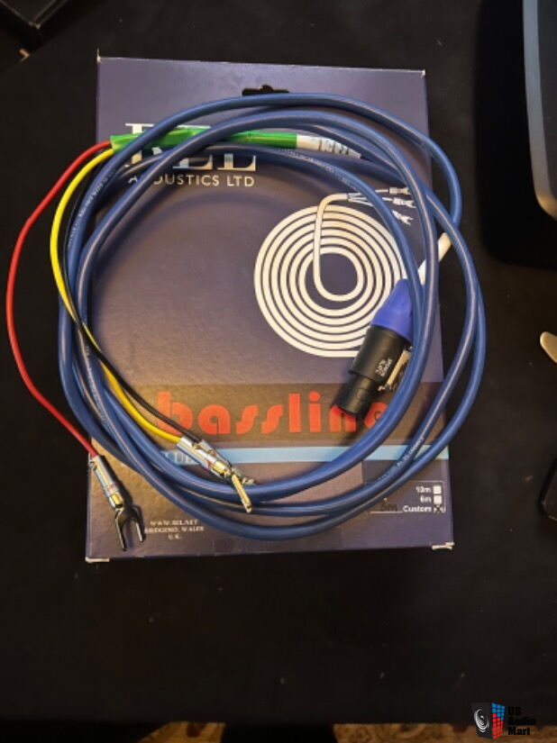 Rel Bassline Blue 3m Photo #4766115 - US Audio Mart