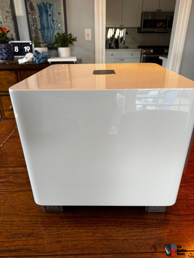 REL T/7x T7x Subwoofer White Photo #4766306 - US Audio Mart