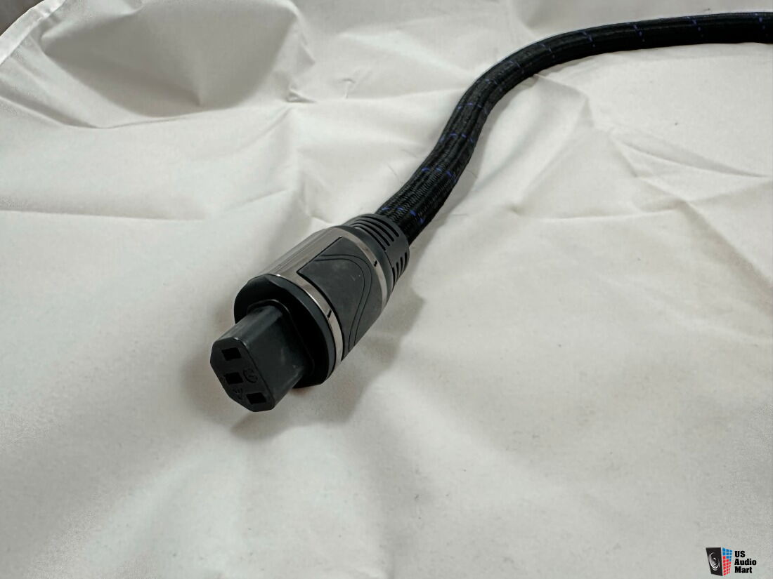 PS Audio AC-5 Power Cable - 1M Photo #4768167 - US Audio Mart