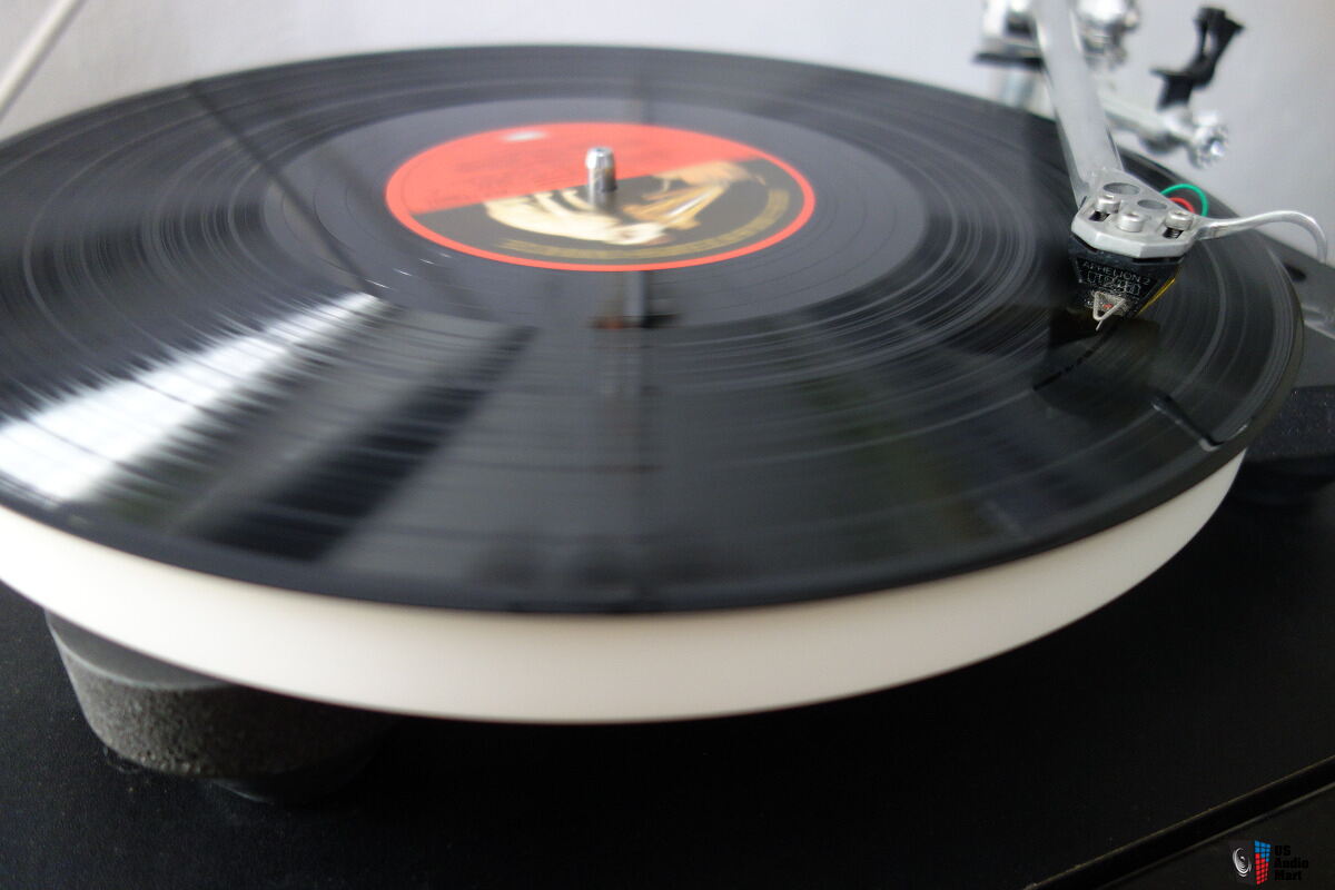 REGA PLANAR10 with APHELION2 MC CARTRIDGE & PL10 power supply in ...