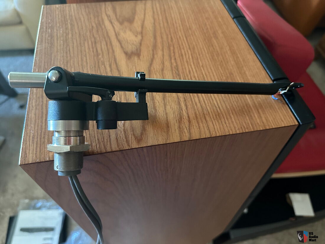Rega RB300 tonearm, used, fair condition Photo #4779233 - US Audio Mart