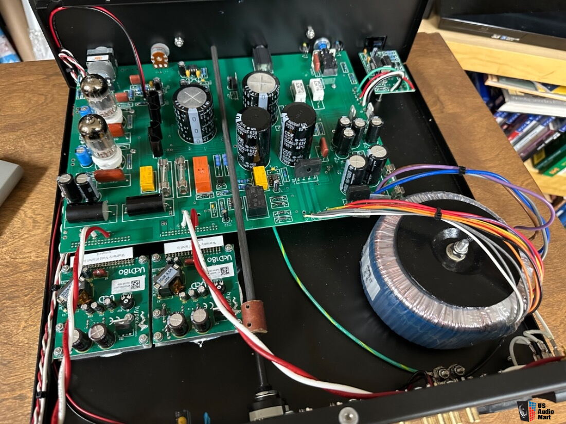 Rogue Sphinx v1 integrated amplifier Photo #4779460 - US Audio Mart