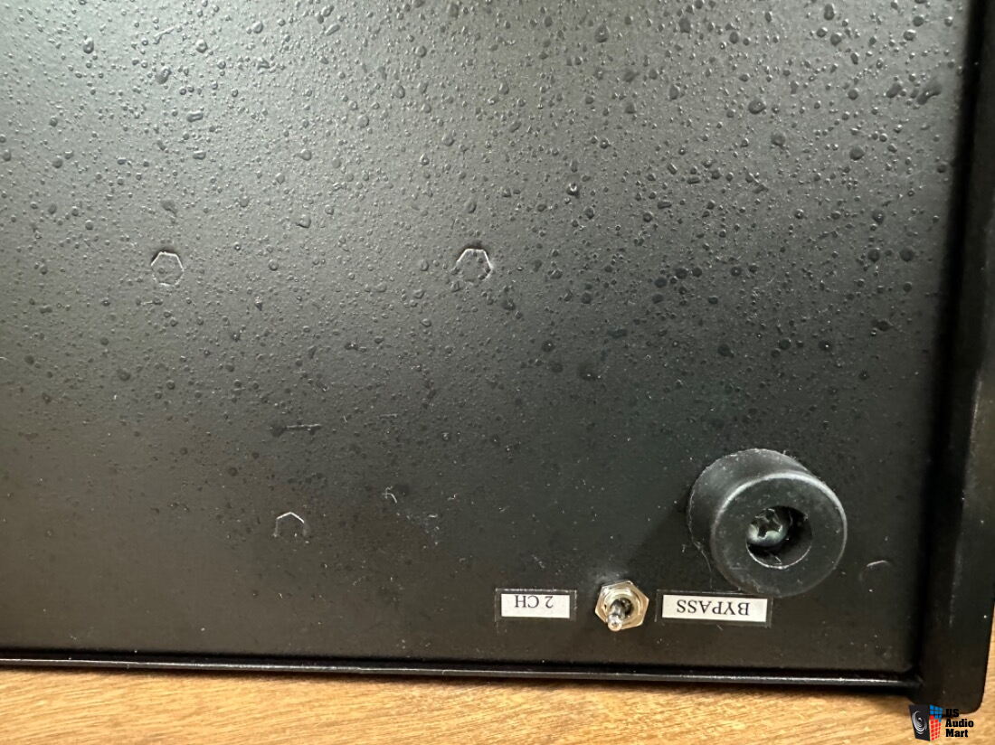 Rogue Sphinx v1 integrated amplifier Photo #4779459 - US Audio Mart