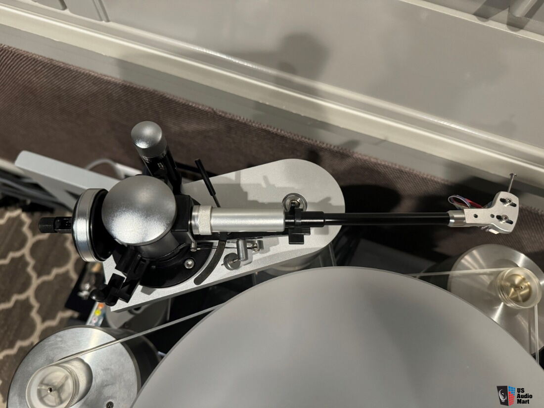 Graham Phantom II Supreme tonearm with upgraded Phantom Elite 9" wand ...