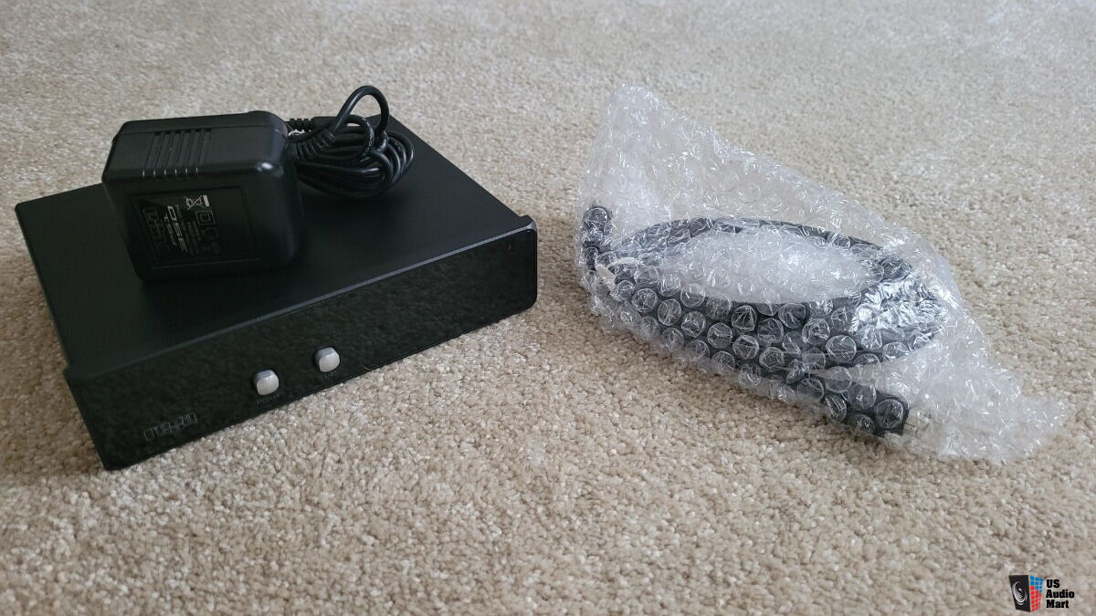 Rega TT-PSU Mk2. Turntable Power Supply for 50Hz based Rega Turntables ...