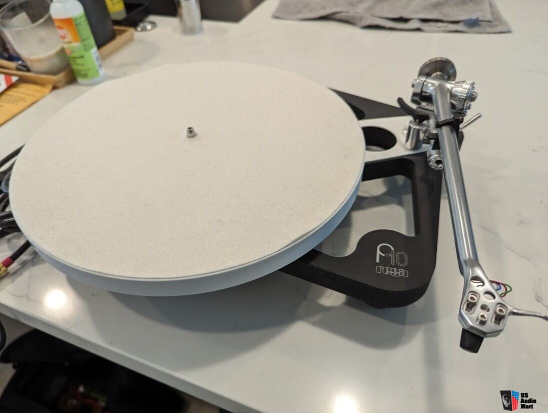 Rega Planar 10 P10 Turntable and Apheta 3 Cartridge Photo #4781357 - US ...