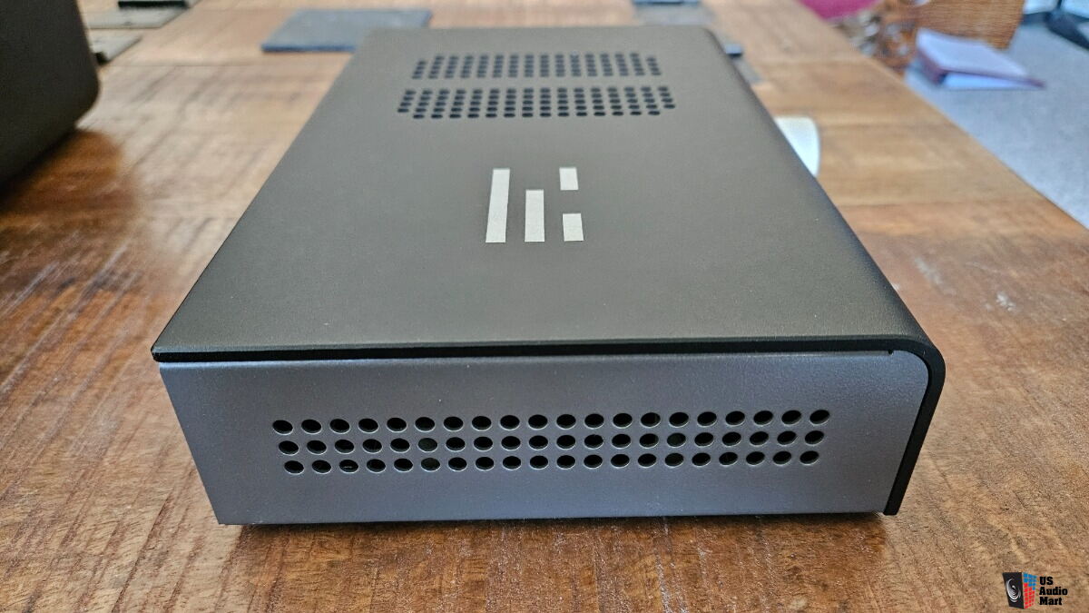 Raal Requisite SR1a + Amp + Case Photo #4781825 - US Audio Mart
