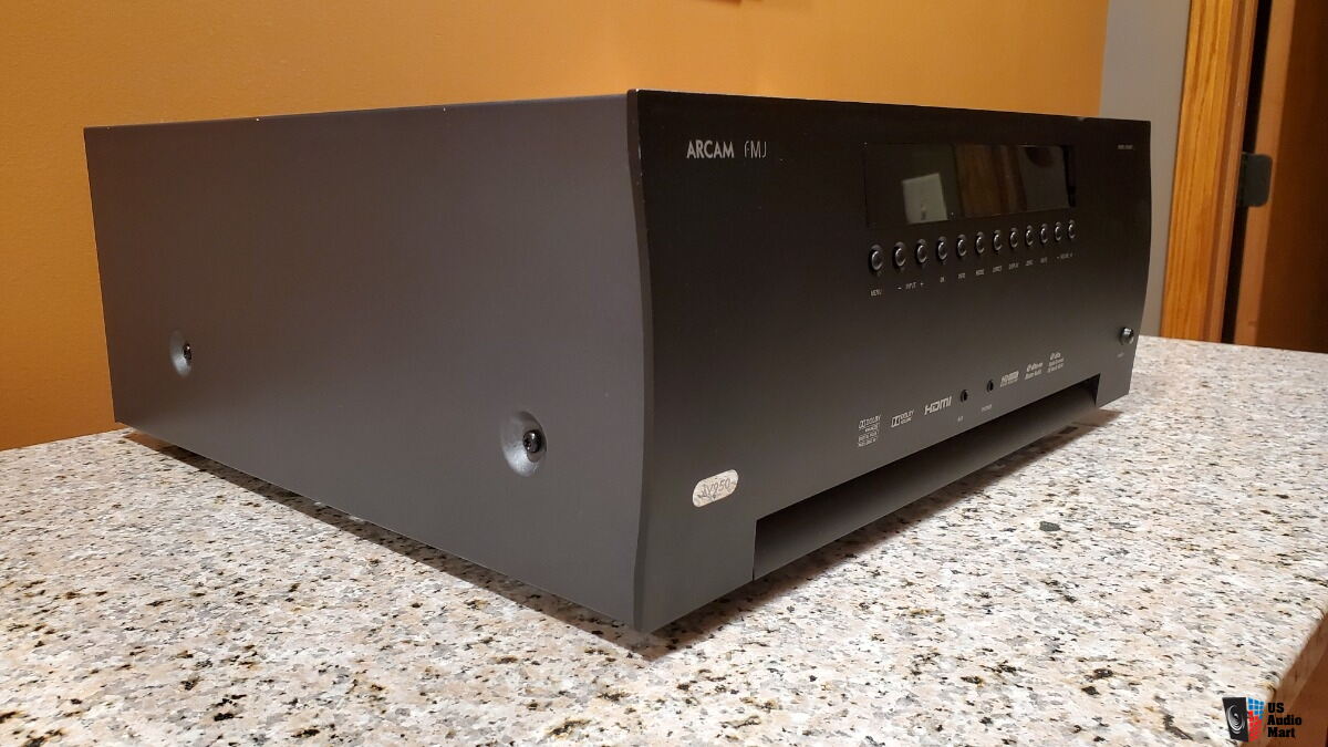 Arcam AV950 Surround Processor Photo #4785347 - US Audio Mart