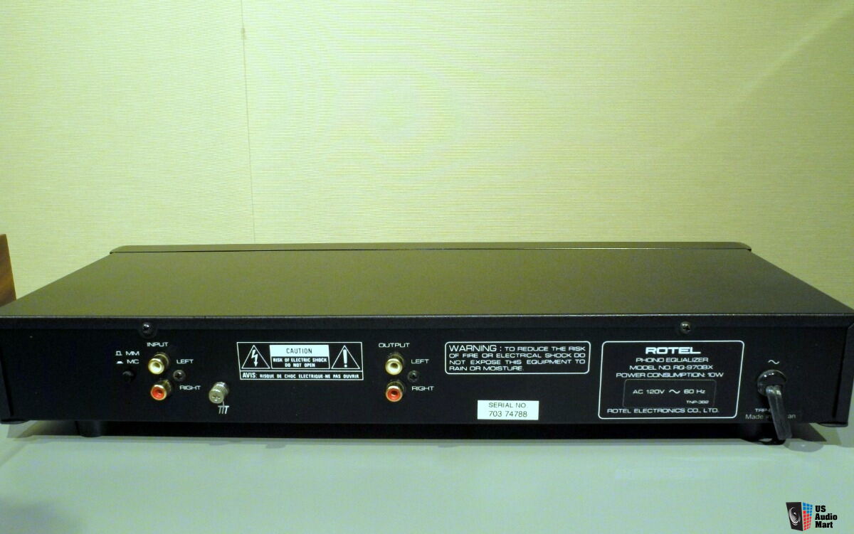 Rotel RQ970BX Phono preamp for MC or MM cartridges