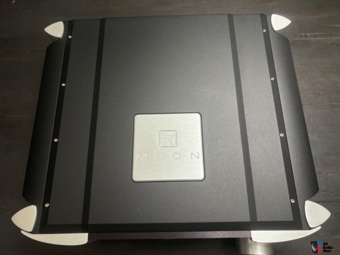 Simaudio Moon 740p Preamplifier Photo #4802102 - US Audio Mart