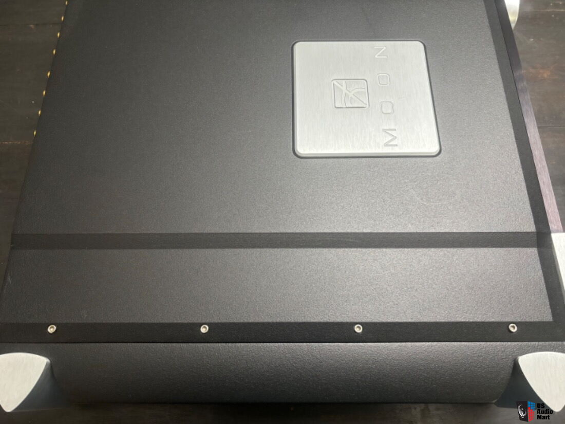 Simaudio Moon 740p Preamplifier Photo #4802097 - US Audio Mart