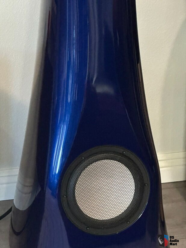 Excellent Estelon XB Cobalt Blue Glossy floor standing speakers Ceramic ...