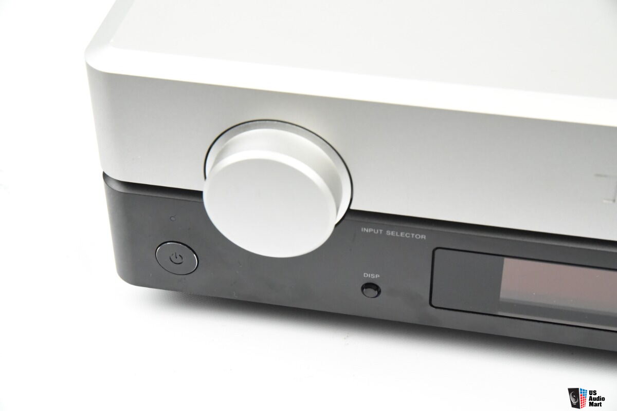 TAD C2000 Stereo Preamplifier / DAC; C-2000; Remote; Silver & Black ...