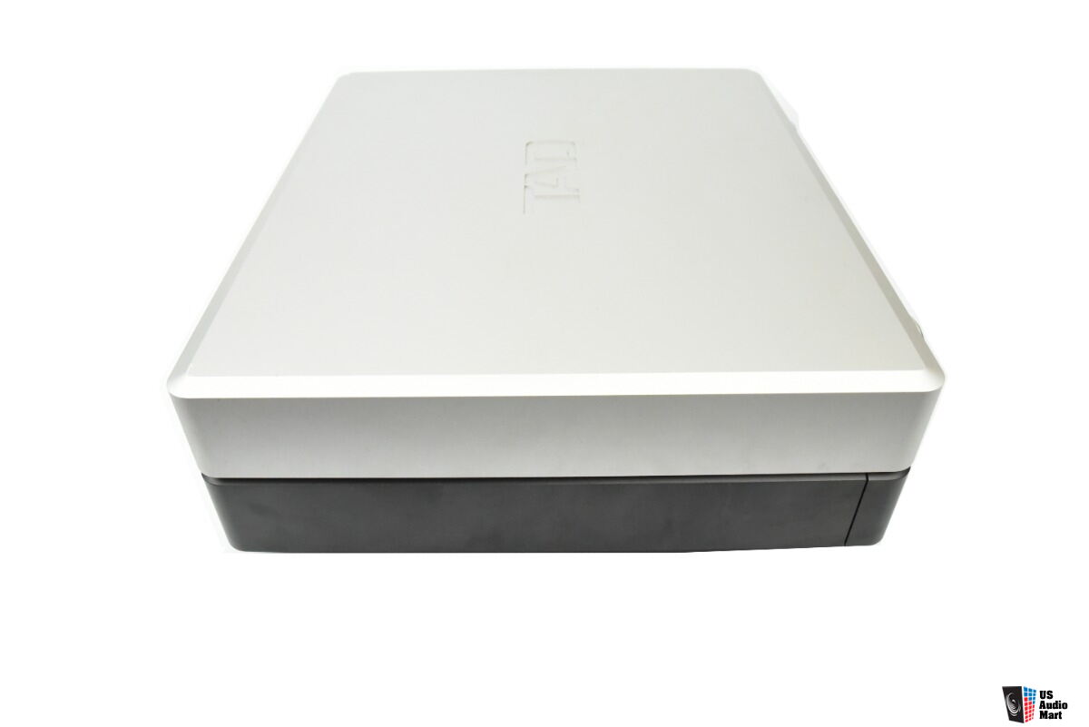 TAD C2000 Stereo Preamplifier / DAC; C-2000; Remote; Silver & Black ...