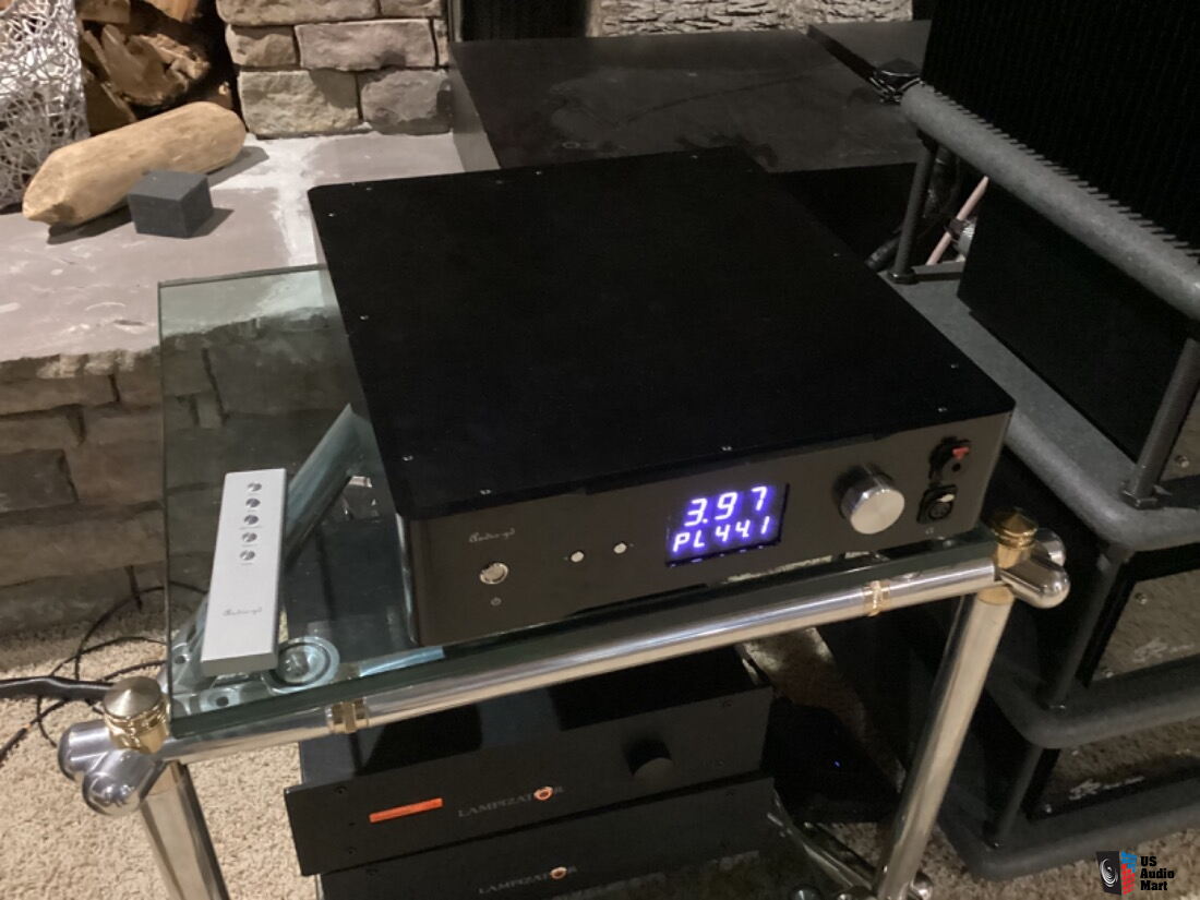 Audio gd R27 HE DAC /headphone amp/preamp Photo #4810022 - US Audio Mart