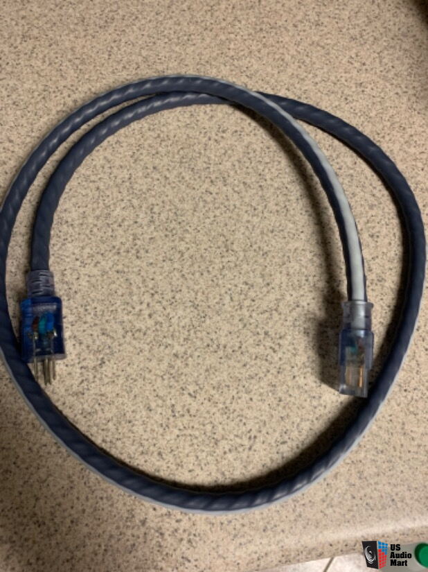 Shunyata Venom hc 10 awg 3x5.26mm power cable Photo #4810915 - US Audio ...