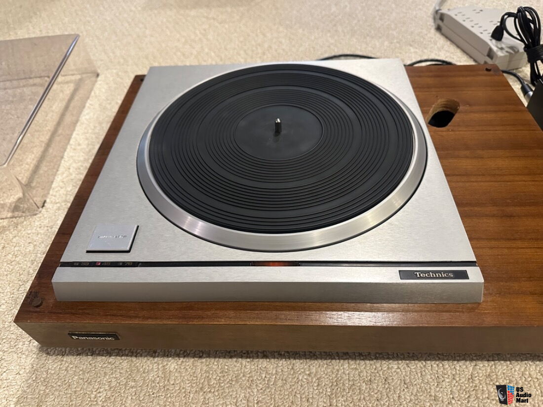Technics SP-10 Mk2A Turntable with a SH-10E power supply plus SP-10 ...