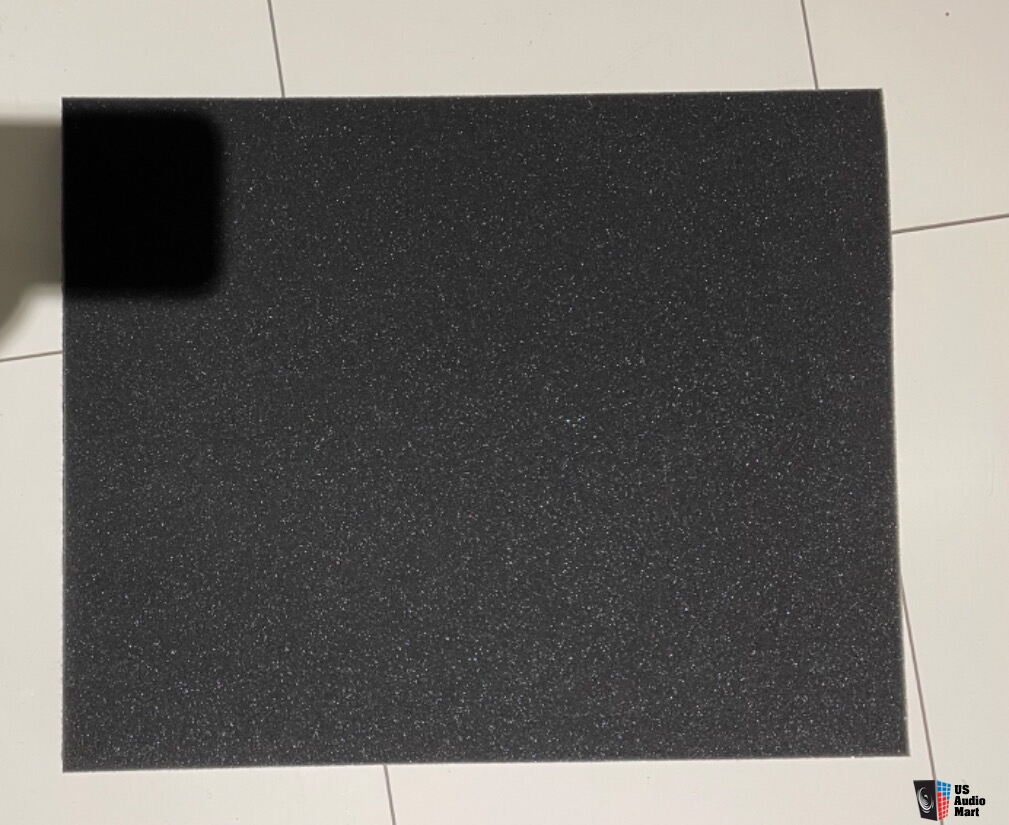 Auralex Isotone turntable isolation platform Photo #4813092 - US Audio Mart