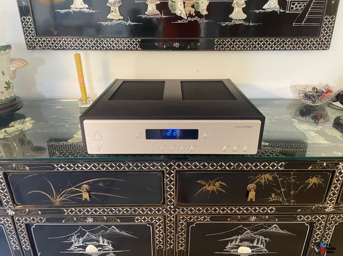 AESTHETIX Calipso Signature For Sale - Canuck Audio Mart