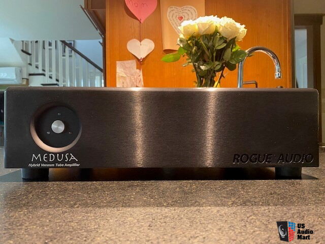 Rogue Medusa Amplifier, 200 Watts per channel, NOS Amperex "Bugle-Boy ...