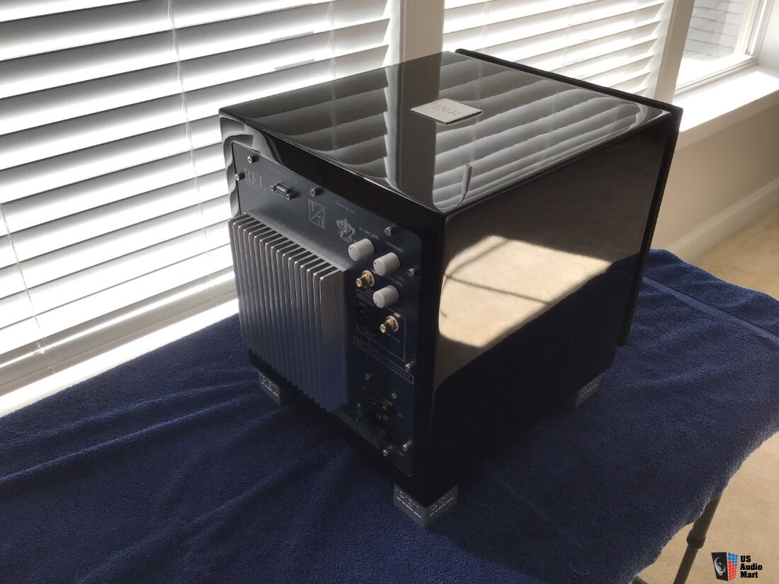 Rel T7i Subwoofer (gloss black finish) Photo #4823333 - US Audio Mart