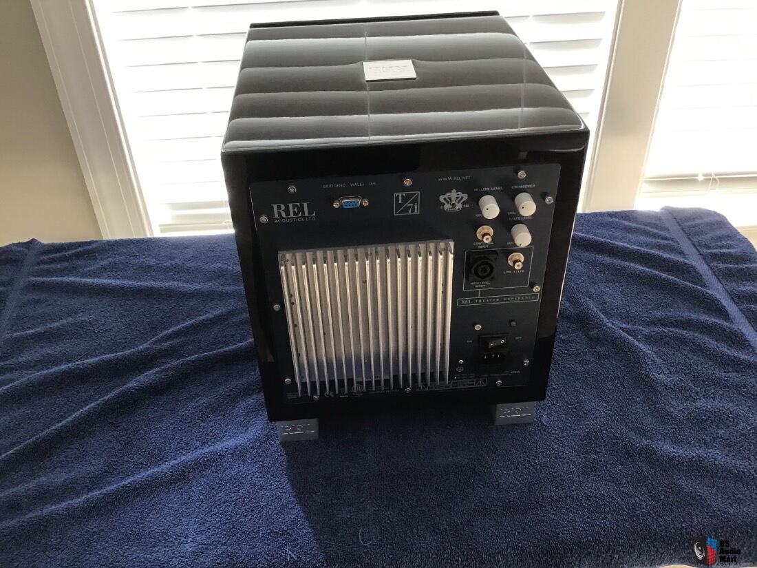 Rel T7i Subwoofer (gloss black finish) Photo #4823331 - US Audio Mart