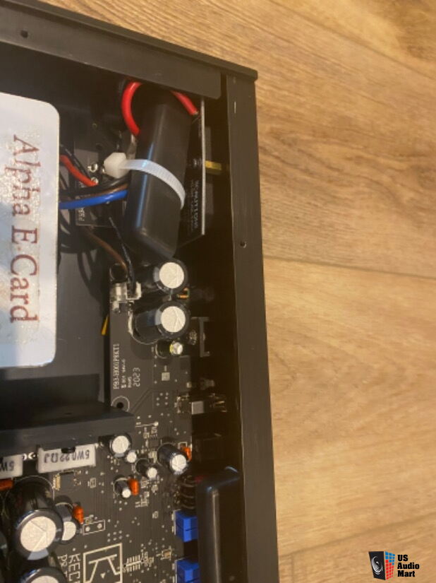 Keces P8 Linear power supply 3 outputs - 9/12vdc & 18/19vdc finally ...
