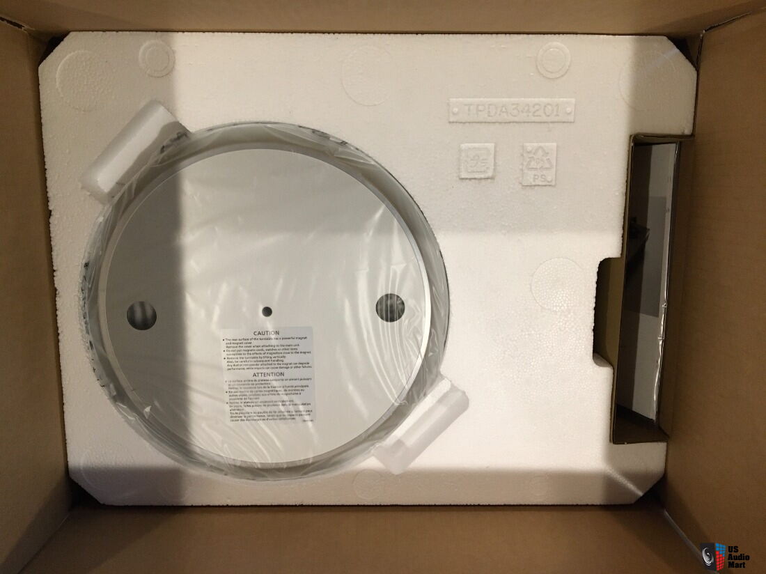 Technics SL-1500C Direct-Drive Turntable, Silver. Only Lightly Used ...