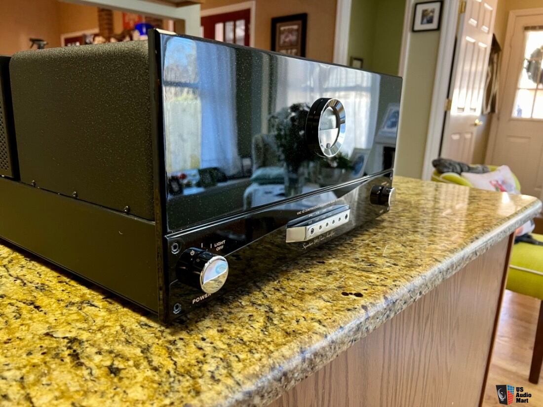 VAC Signature 200 iQ (Single) Black, Excellent Condition- The best tube ...