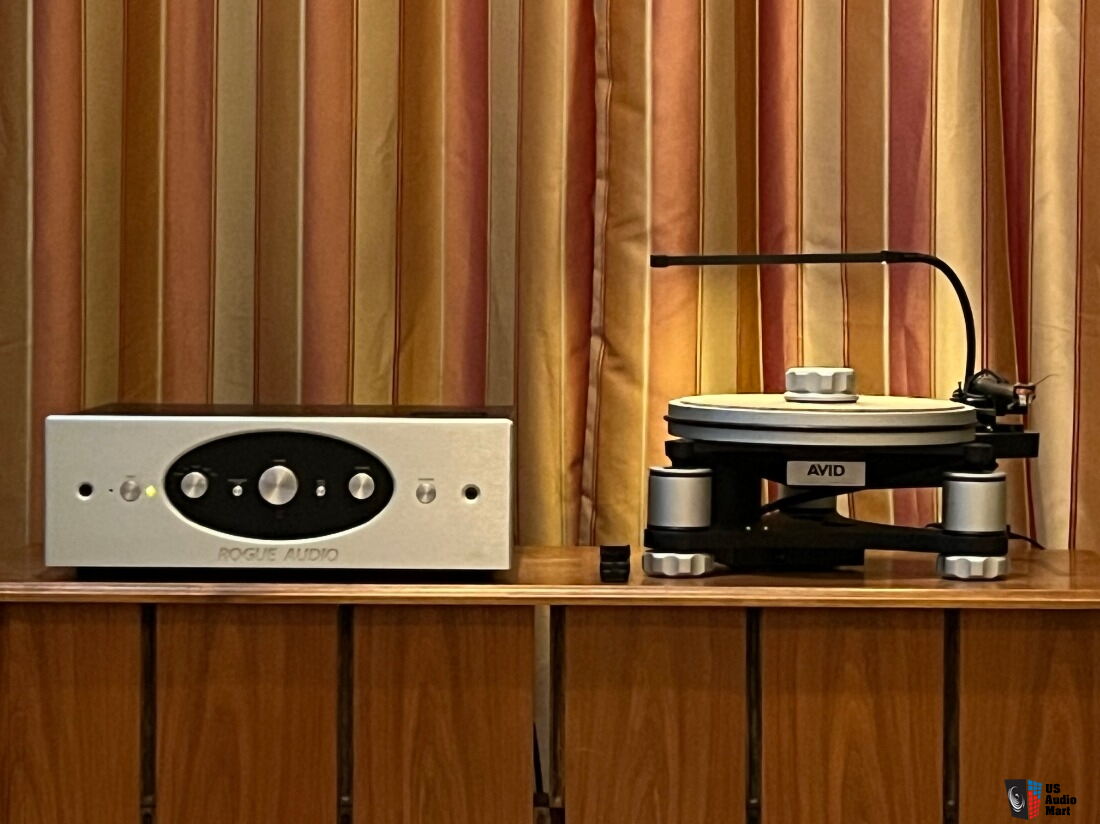 Rogue Audio Pharaoh (silver) Photo #4834937 - US Audio Mart