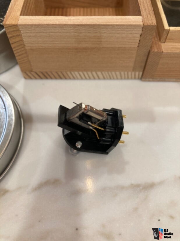 Sumiko Blackbird Hi Output MC Cartridge Photo #4835350 - US Audio Mart
