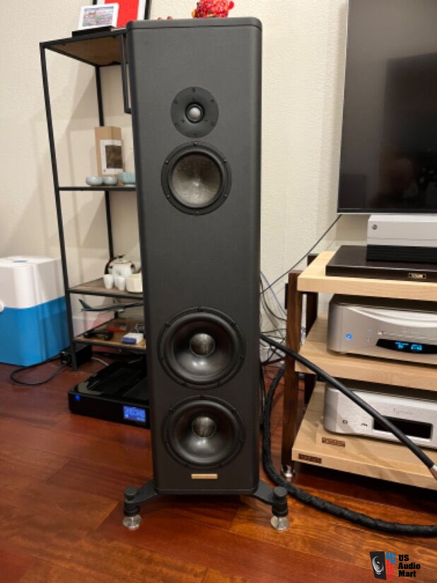 Magico S3 mk1 speakers (black) with S-pod Photo #4839370 - US Audio Mart