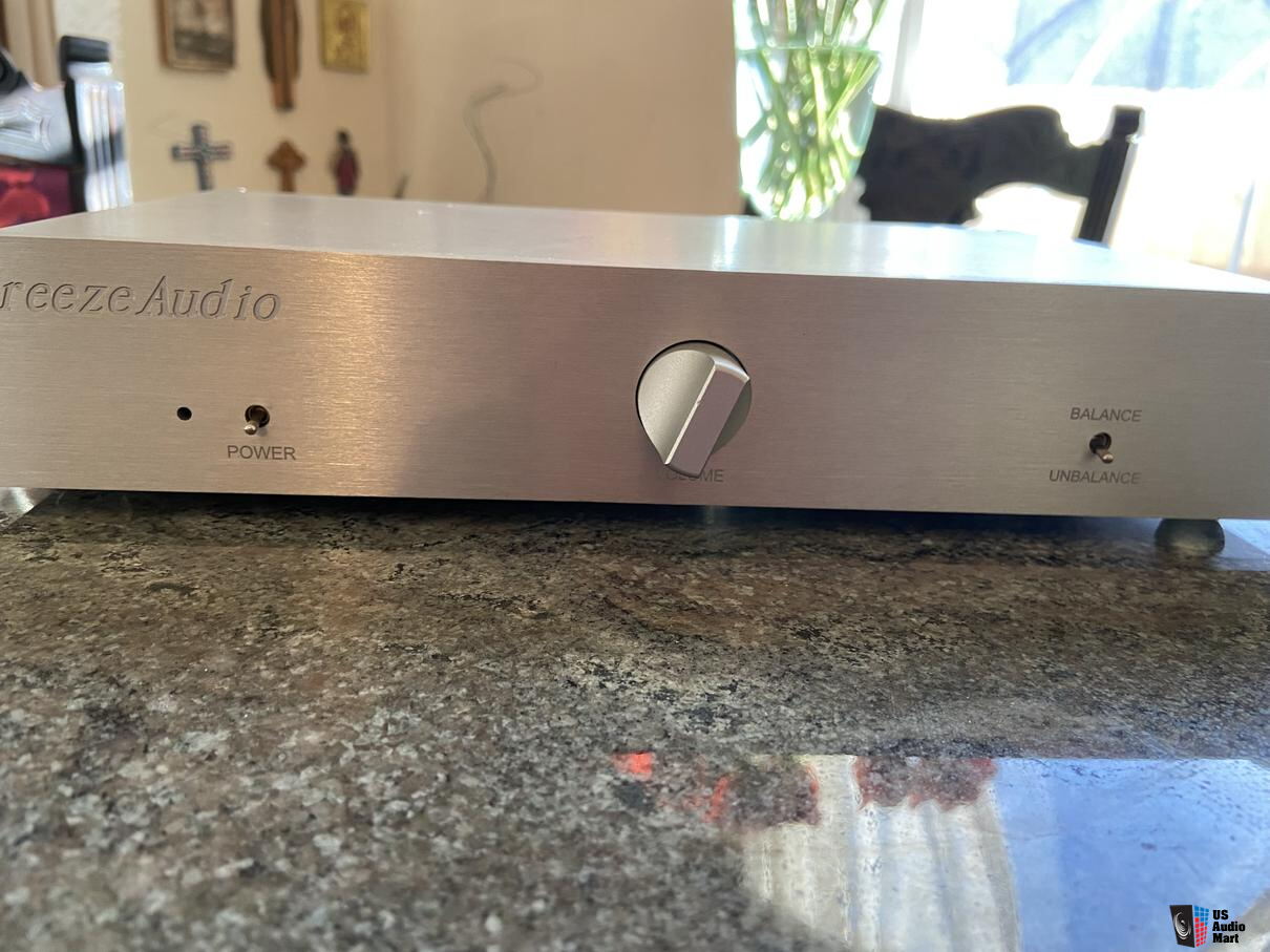 Breeze Audio fully balanced Line amplifier Photo #4839654 - US Audio Mart