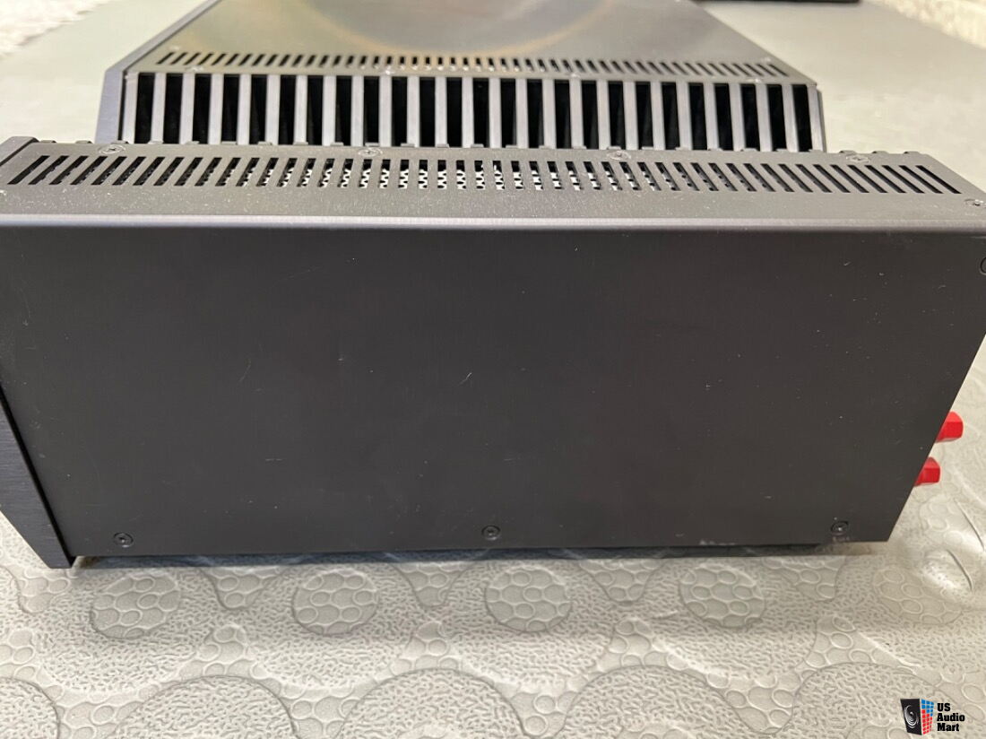 Aragon 8008ST amplifier a real powerhouse! 200w 8 ohms, 400w 4 ohms ...
