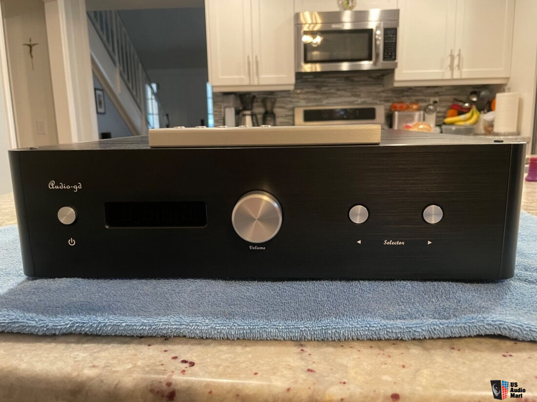 AUDIO GD HE-1 XLR/SE TUBE Preamp (Regenerative Power Supply - Less than ...